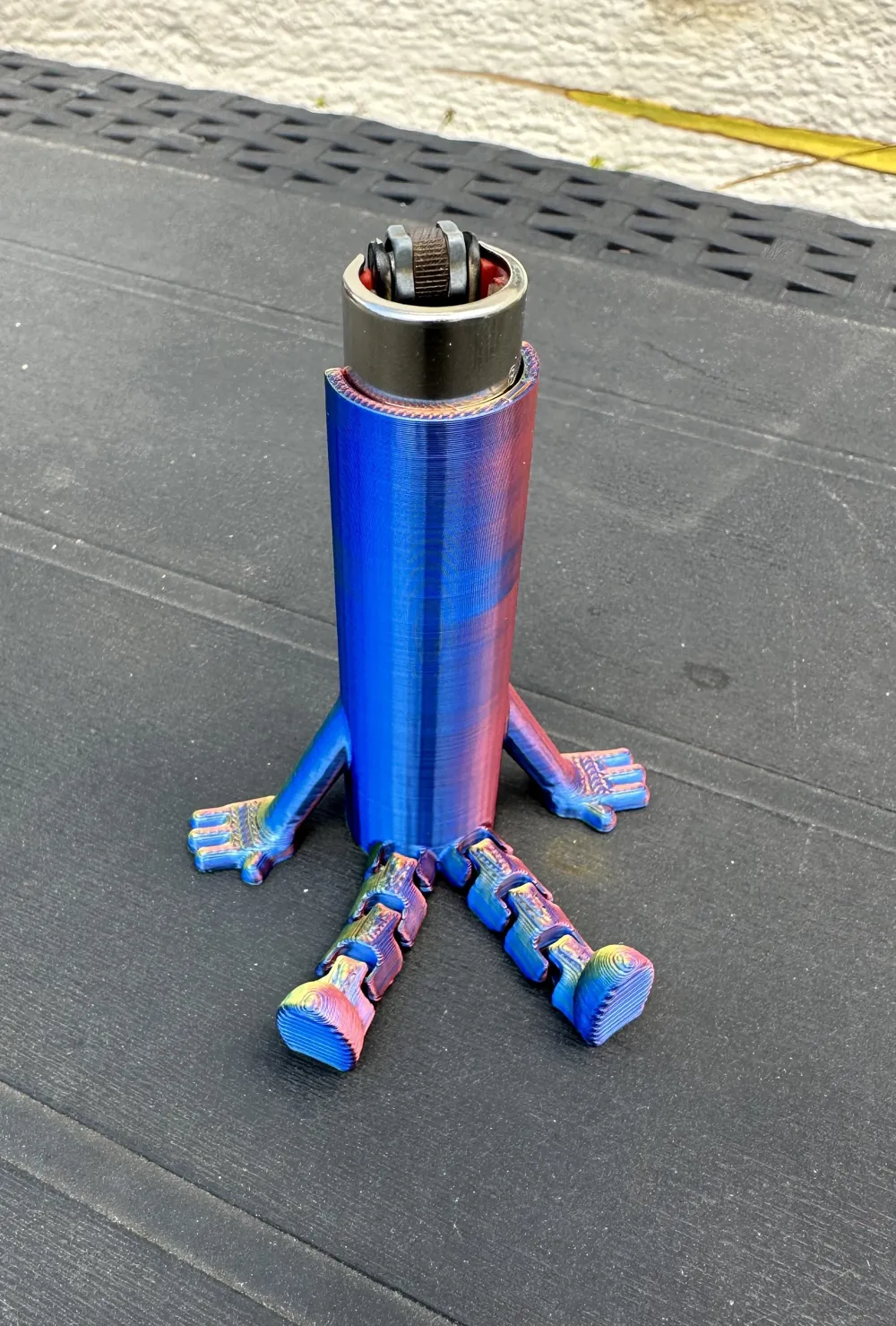 Chilling Clipper Case with arms & moving legs by 3D OttoMakerWorld ...