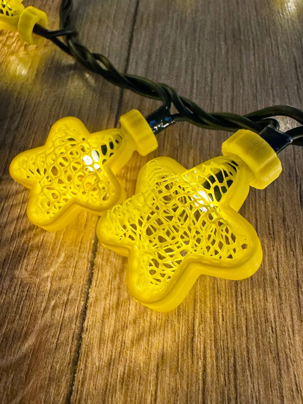 Christmas lights covers - Free 3D Print Model - MakerWorld