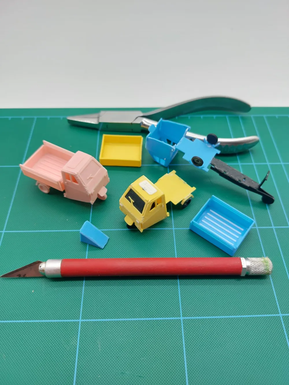 Apecar Kit Card - Foldable! by Mark Dra - MakerWorld