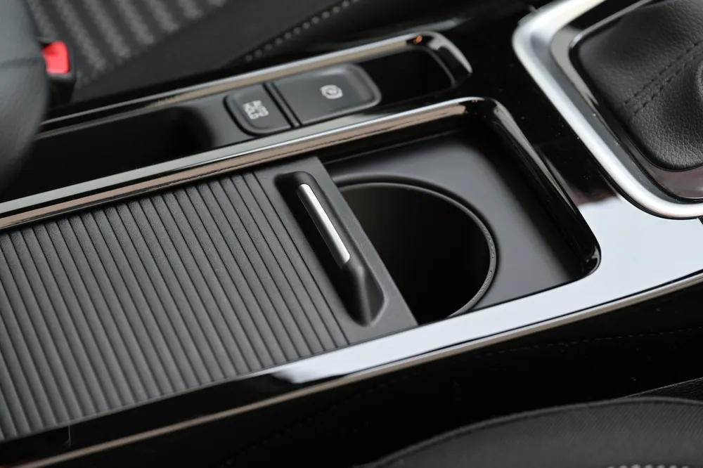 KIA cee'd / ceed Cup Holder Inserts - Free 3D Print Model - MakerWorld