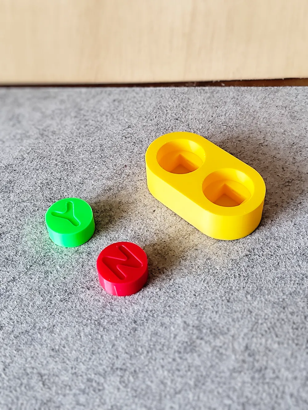 Bluey Yes No Clicker / Fidget - Free 3D Print Model - MakerWorld