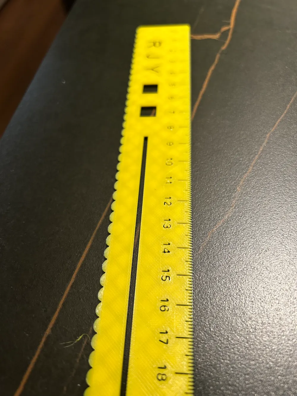 200MM Ruler (with wavy line) by 行 - MakerWorld
