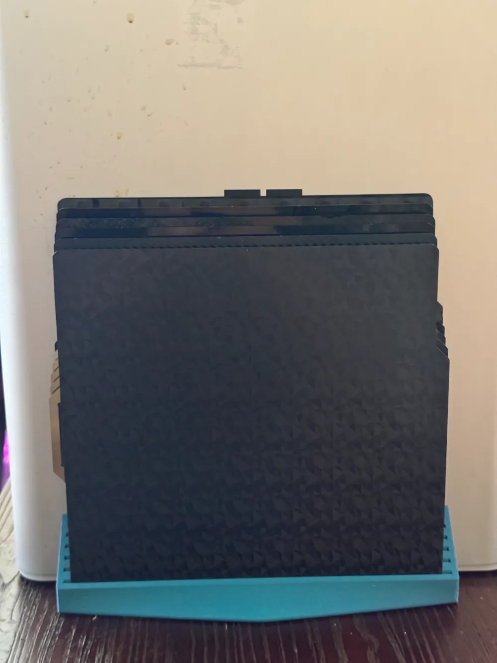 Build Plate Stand / Organizer / Holder by Tech with Kramer - MakerWorld