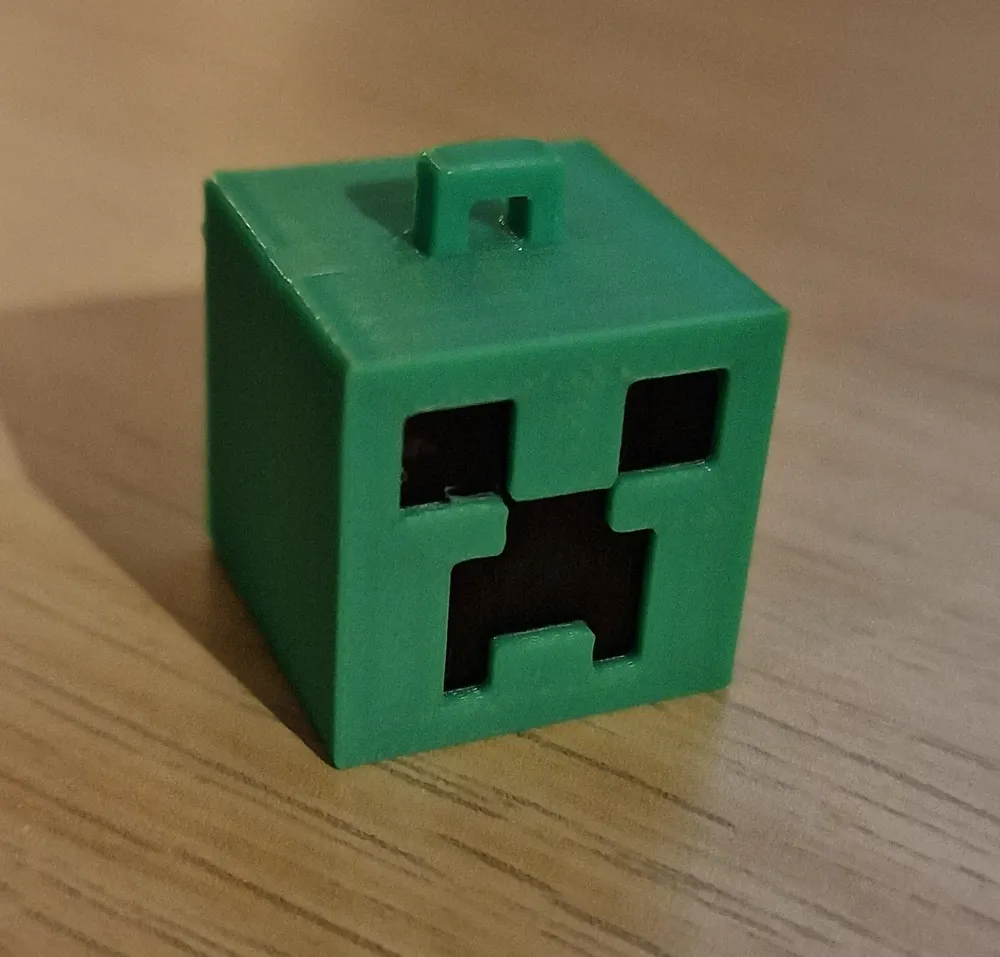 Minecraft Creeper Keychain by Wickieprints MakerWorld: Download Free 3D ...