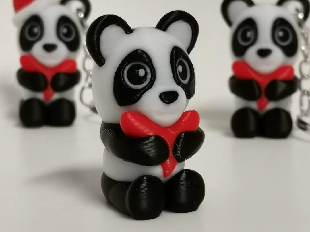 Mini panda adorabile con un cuore da BT3D printing MakerWorld: Scarica ...