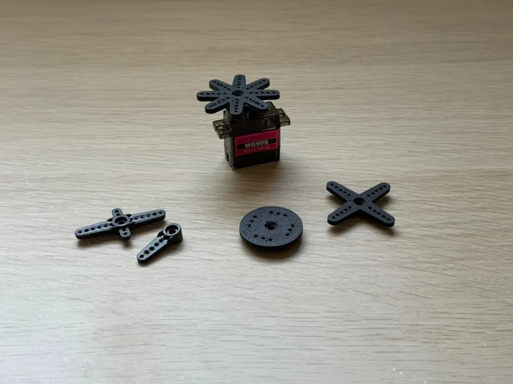 Paquete Universal de Bocinas para Servo (MG90S & MG995/955) - Modelo de ...