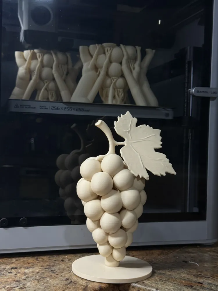Bunch of Grapes - Free 3D Print Model - MakerWorld
