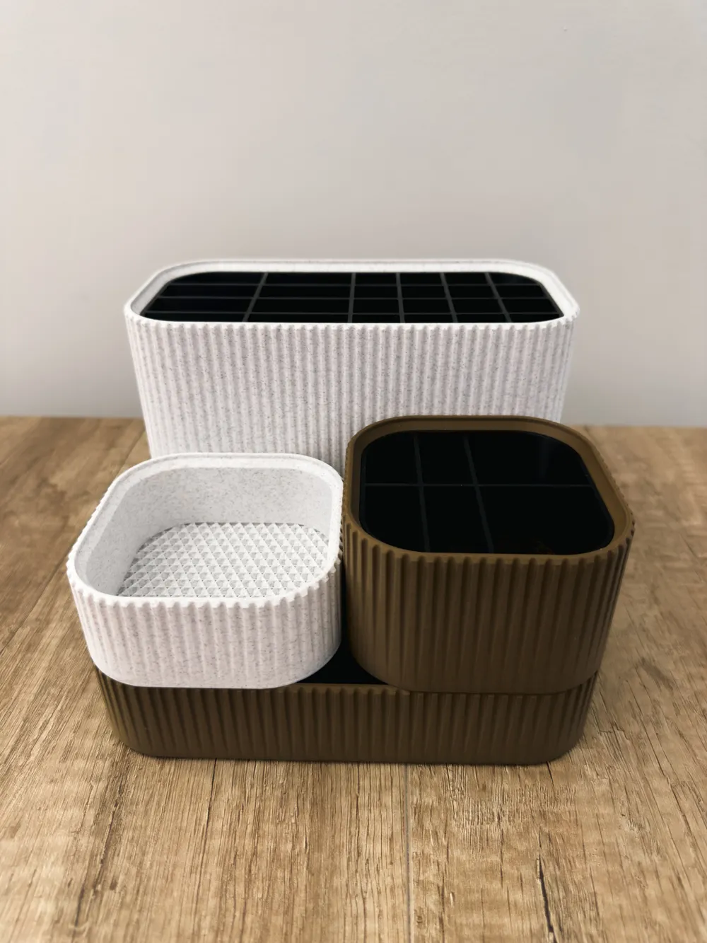 Modular desk organizer - Free 3D Print Model - MakerWorld