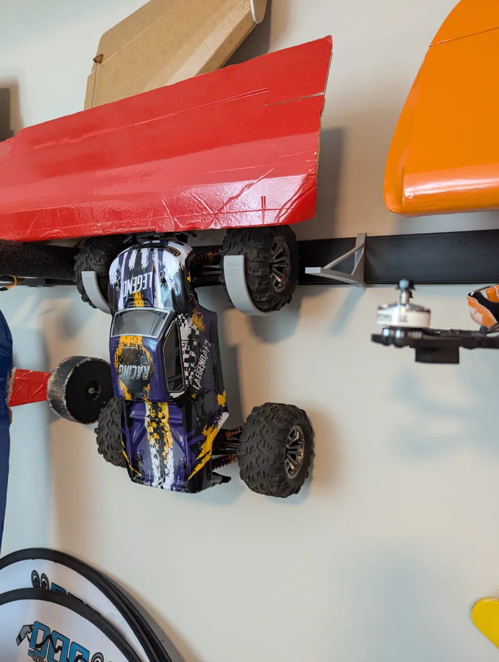 Fast Trak RC Car Wheel Mount Remixed by alexanderfaucher - MakerWorld