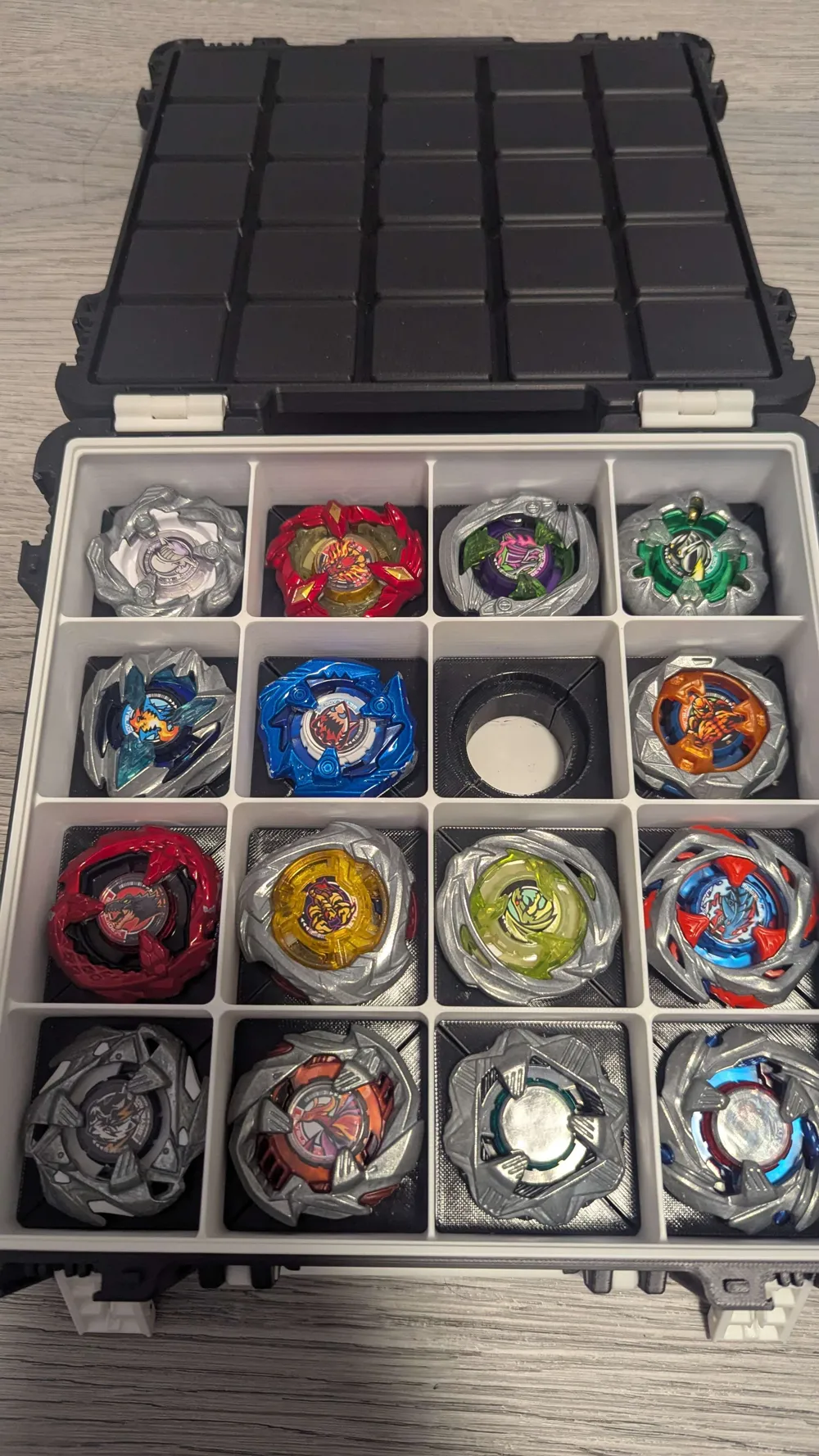 Beyblade holder for 5x5x9u box - Free 3D Print Model - MakerWorld