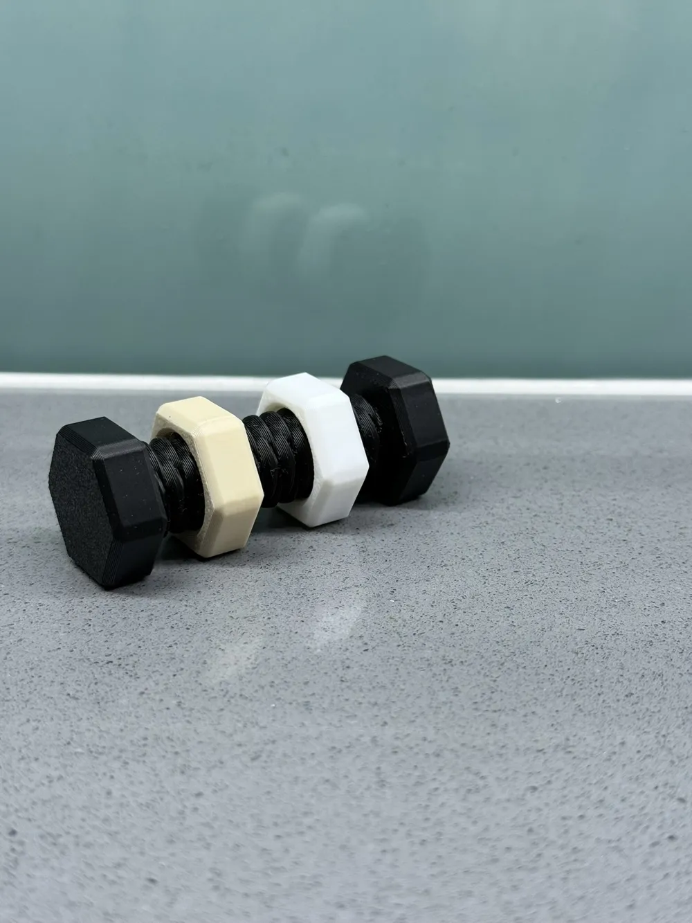 Trick Bi-Directional Threaded Bolt and Nuts - Free 3D Print Model ...