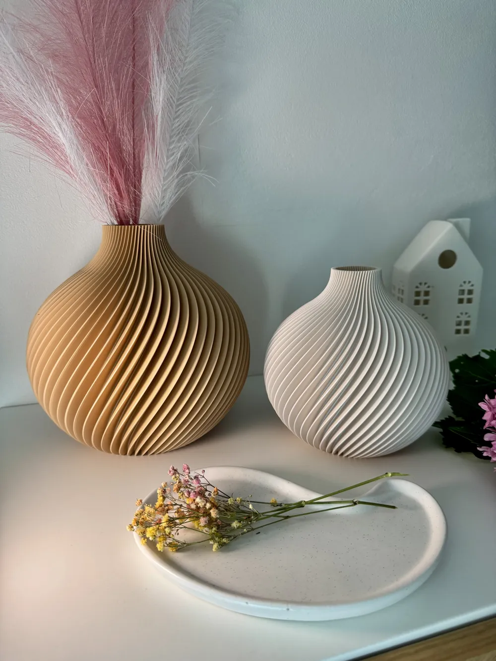 The Nivo Vase - by DomotiveWorks - Home Decor by Domotive Works MakerWorld: Download Free 3D Models