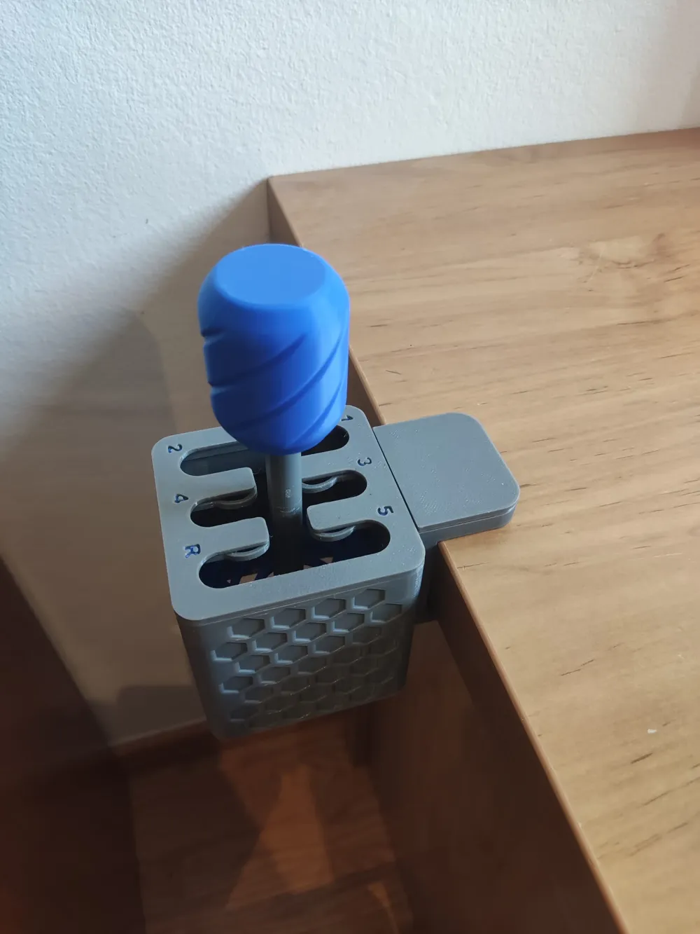 Shifter by Arnau Rodri MakerWorld: Download Free 3D Models