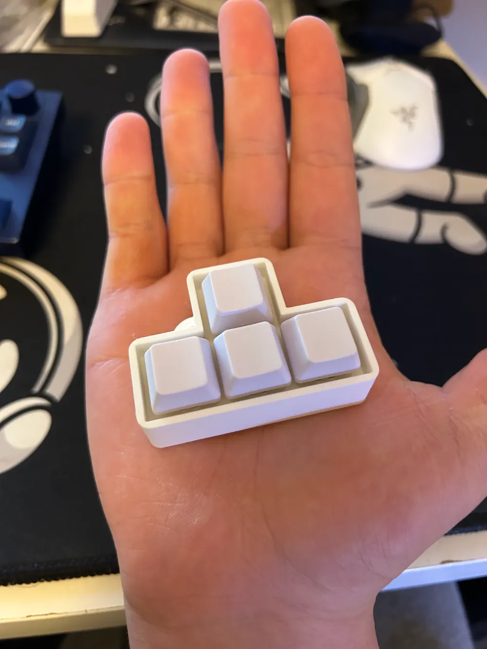 WASD Keyboard Fidget Keychain by Printer MakerWorld: Download Free 3D ...