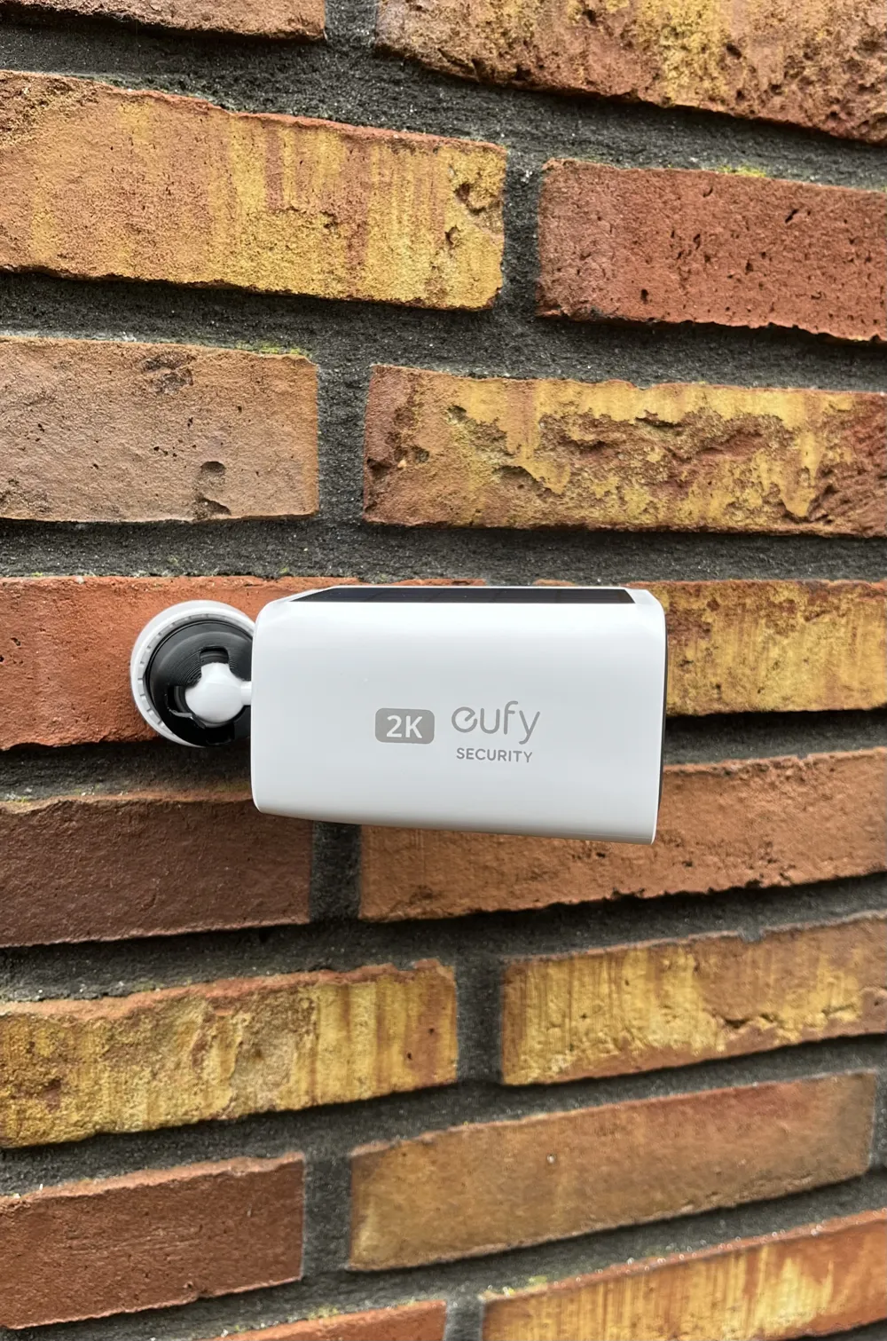 Eufy Camera Mount (90 degree angle) - Free 3D Print Model - MakerWorld
