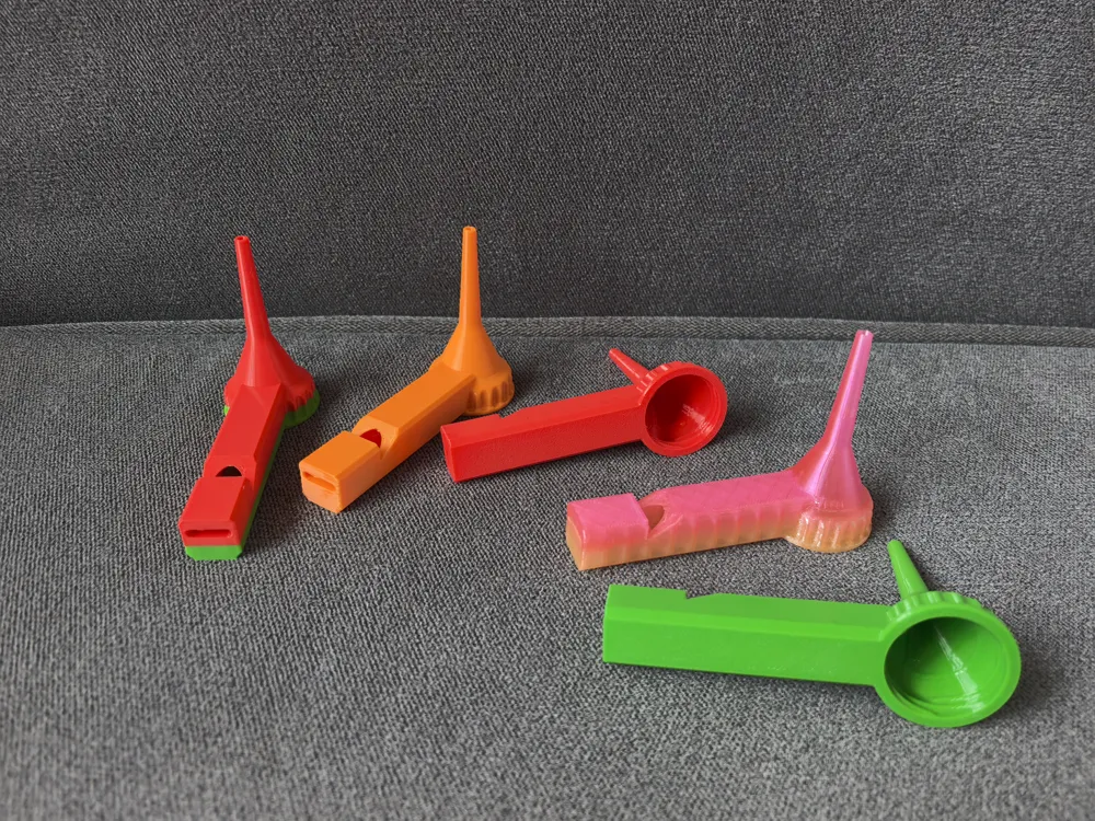 Upgraded Simple Water Gun Whistle Water Gun Mineral Water Bottle ...