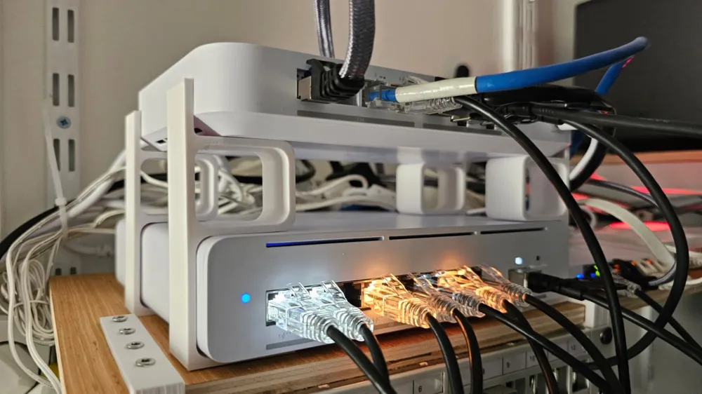 Ubiquiti Unifi Stacking Spacer by user_3563527930 MakerWorld: Download ...