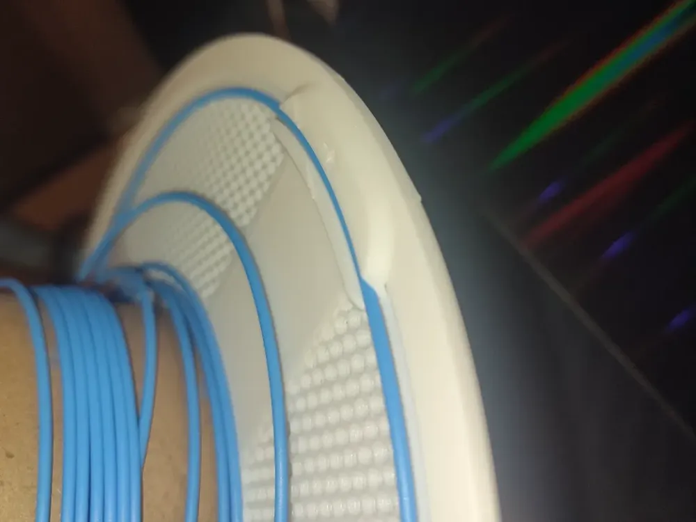 Bambu Spool with integrated Filament Clip Remixed by HT4L Printing ...