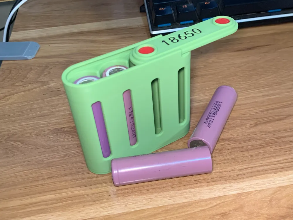 Portable Battery Case (18650/21700) by Ms MakerWorld: Download Free 3D ...