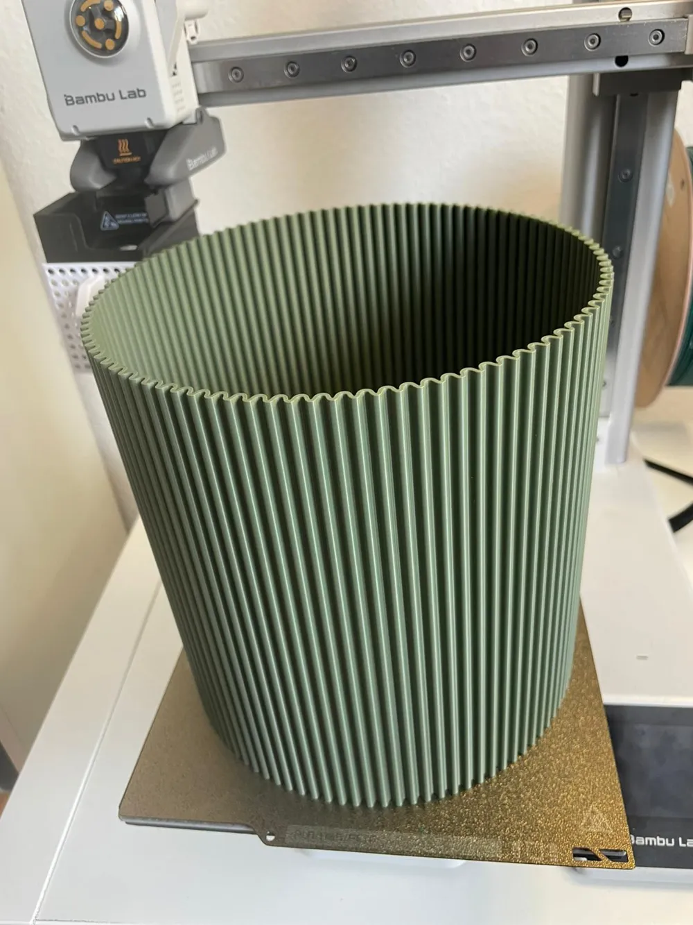 Large Trash Can with Lid (A1 mini compatible) - Free 3D Print Model ...