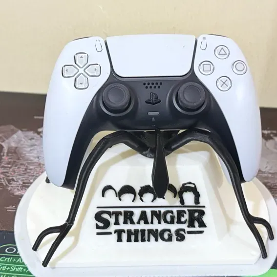 Stranger Things PS5, Xbox Controller Stand - Free 3D Print Model ...