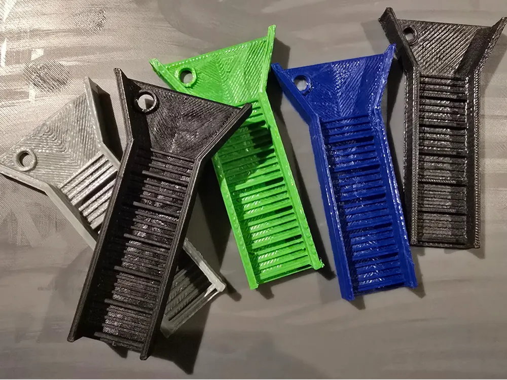 3D Keychain Sluice Box and Gold Nuggets by Suraky MakerWorld: Download ...