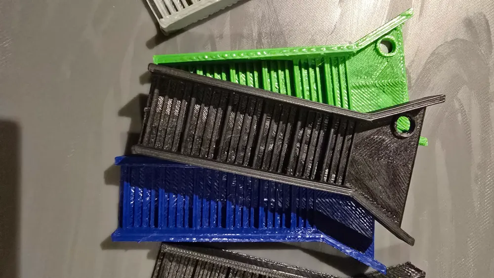 3D Keychain Sluice Box and Gold Nuggets by Suraky MakerWorld: Download ...