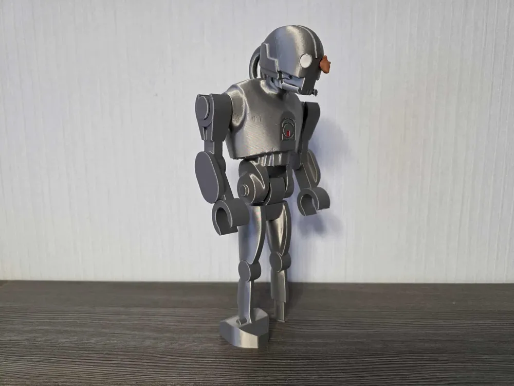 SM-33 Droid * StarWars Skeleton Crew * 500% ~24cm - Free 3D Print Model ...