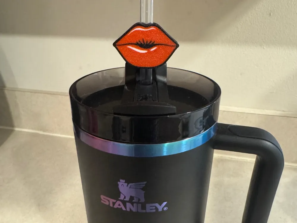 Lips Stanley Cup Straw Topper by Carman3D MakerWorld: Download Free 3D ...