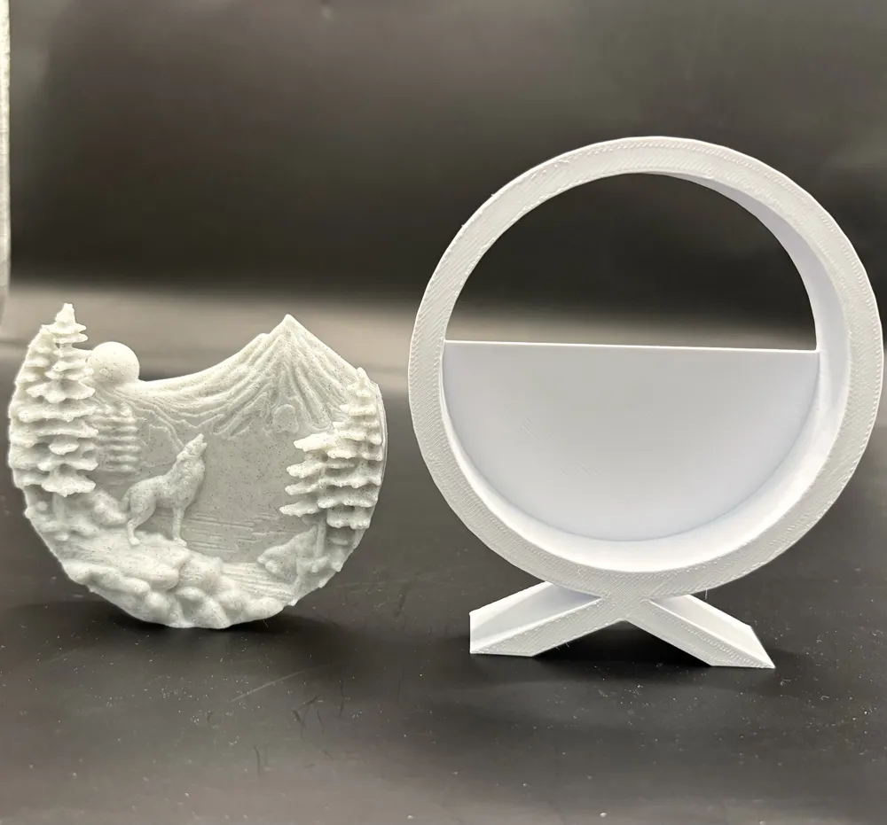 Cork Art Wolf Howl at Moon - Free 3D Print Model - MakerWorld