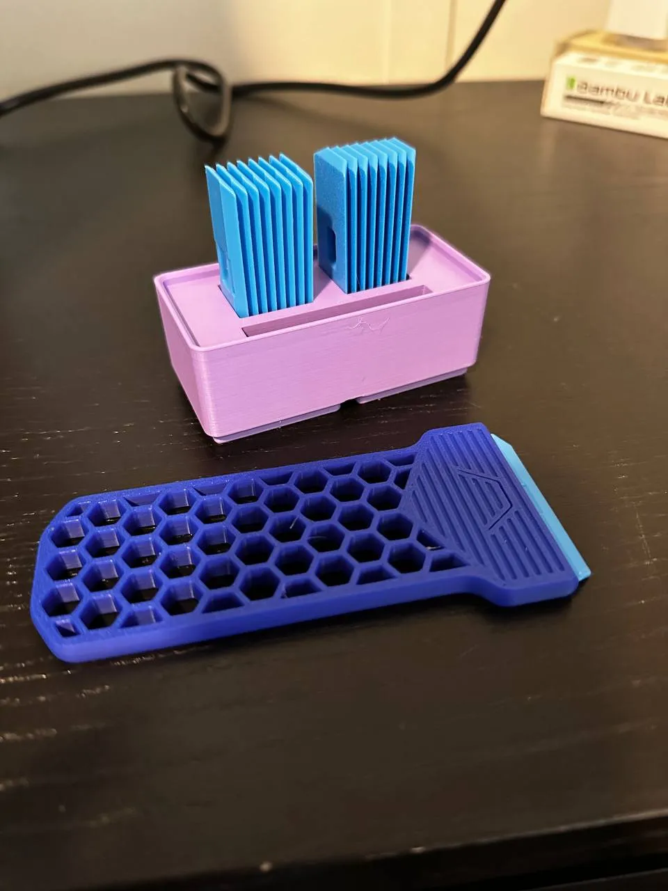 Gridfinity for Optimized Bed Scraper XL by TonyThePrwn - MakerWorld Gridfinity for Optimized Bed Scraper XL by TonyThePrwn - MakerWorld