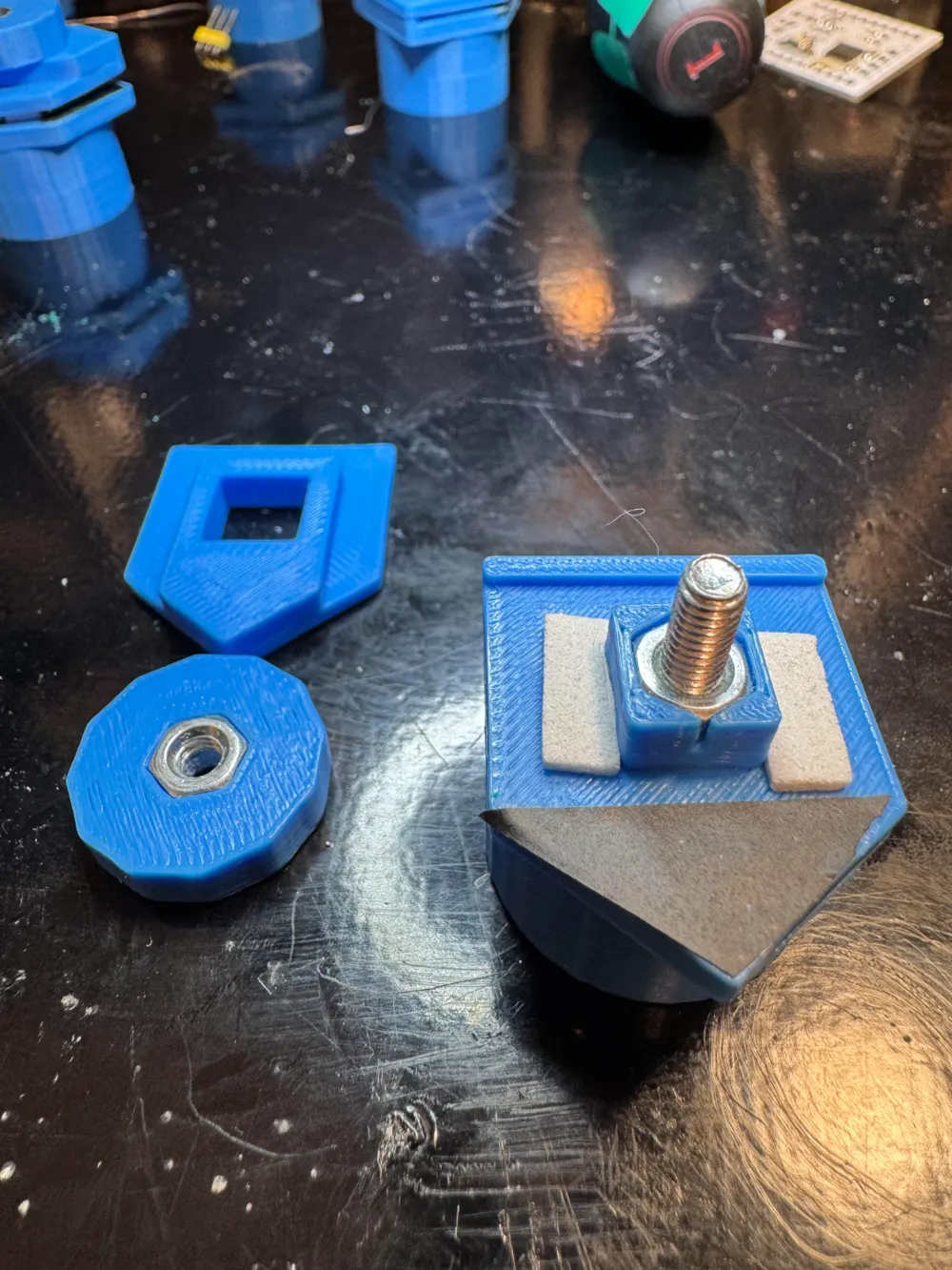 Magnetic PCB Holder by saweko - MakerWorld