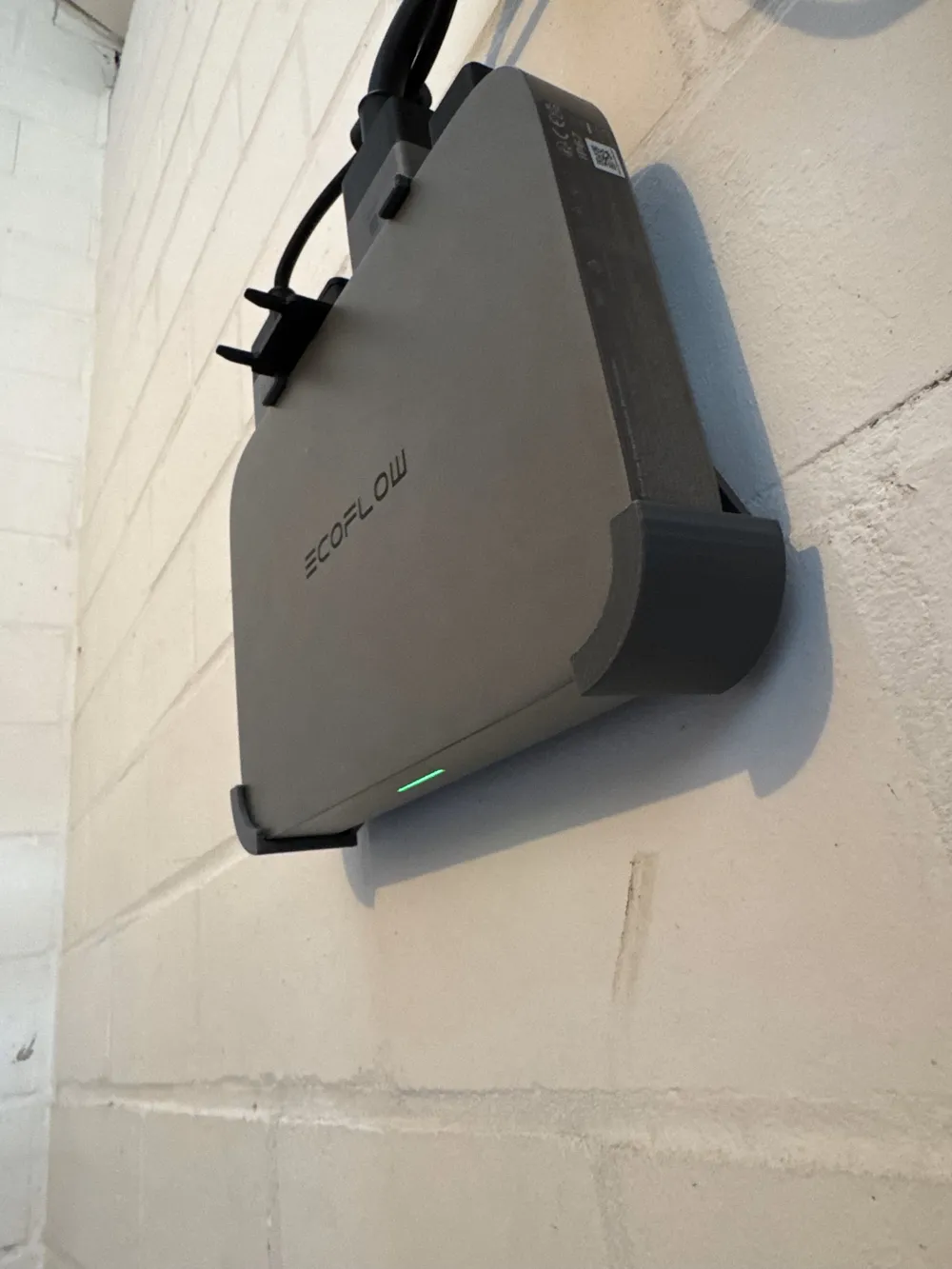 Ecoflow Powerstream wall mount by Landwirt11 MakerWorld: Download Free ...