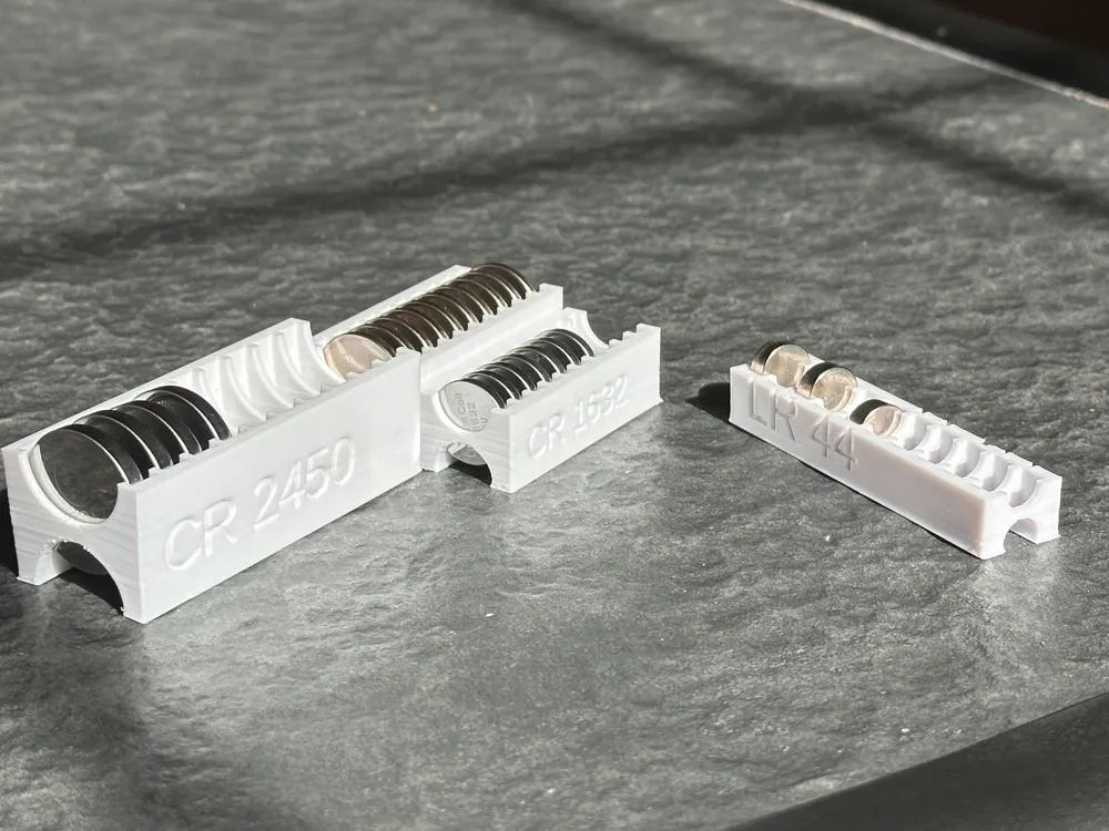 Easy Button Cell Storage - Free 3D Print Model - MakerWorld