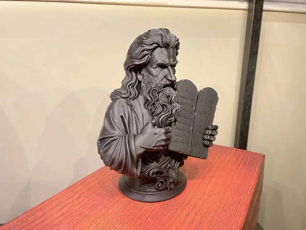 Moses Bust – Lawgiver with the Ten Commandments - Free 3D Print Model ...