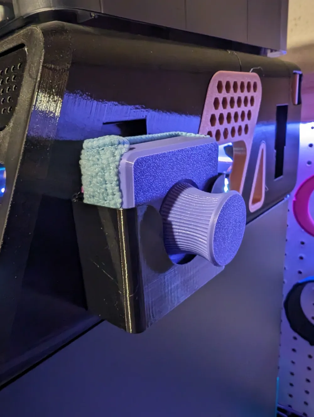 AMS Riser V2 Side Mount for Build Plate Cleaner Remixed by bri0nac ...