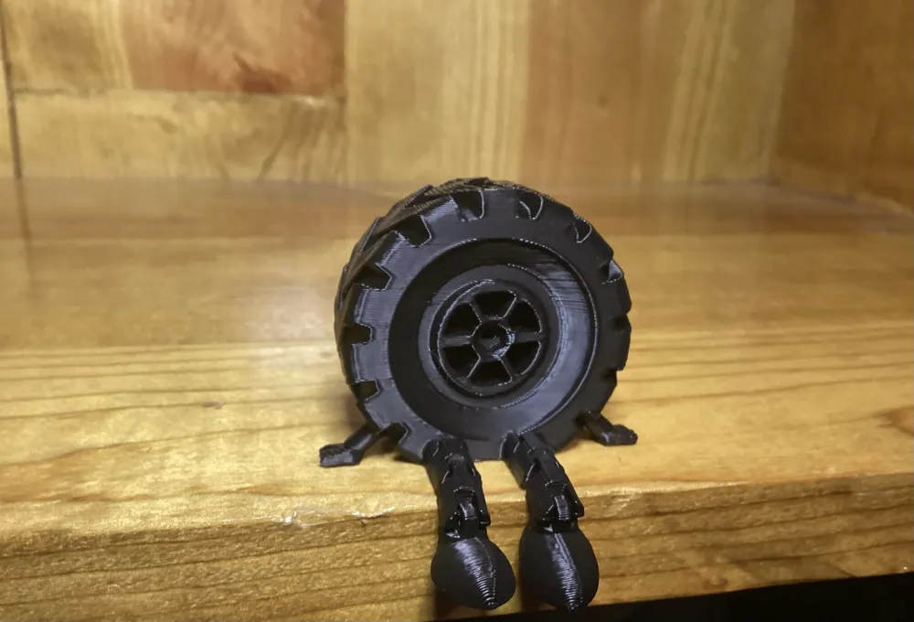 Articulated Tire Buddy With Legs - Off-road Cars by Fyre3d - MakerWorld
