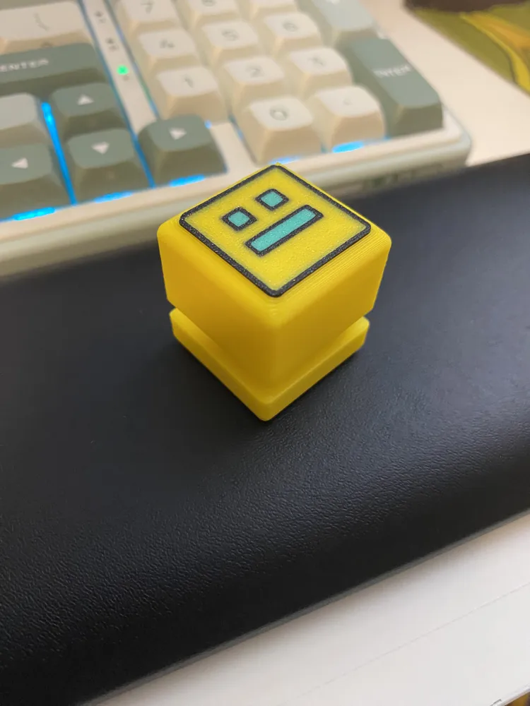 Geometry Dash Clicker Fidget Toy - Free 3D Print Model - MakerWorld