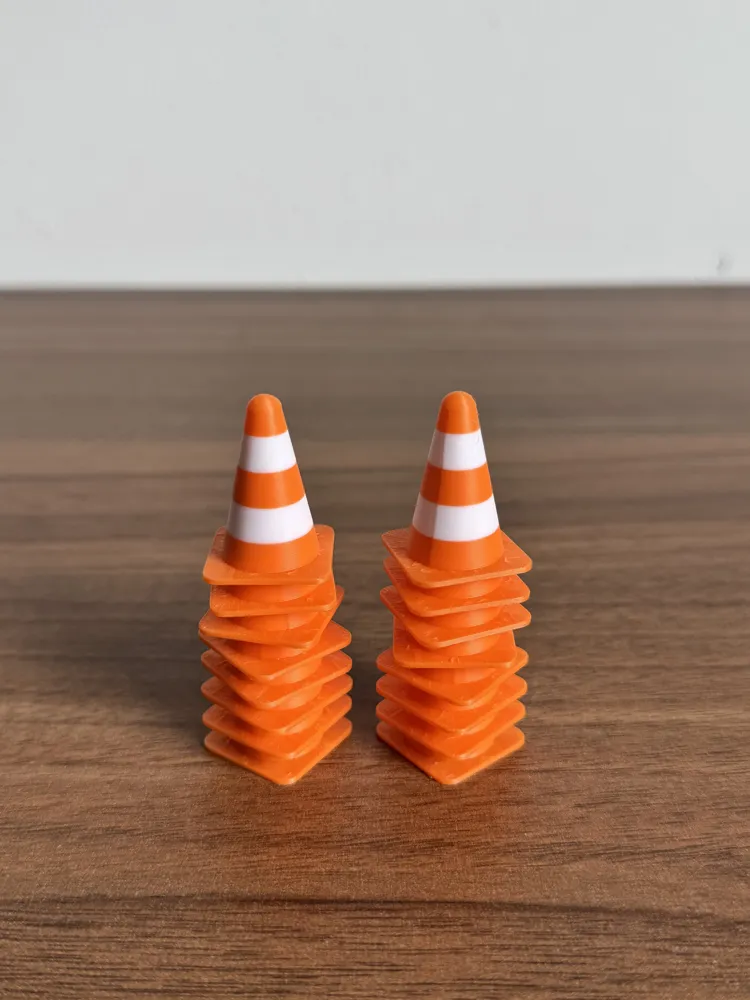 Mini Traffic Cones Stackable by LL-3d MakerWorld: Download Free 3D Models
