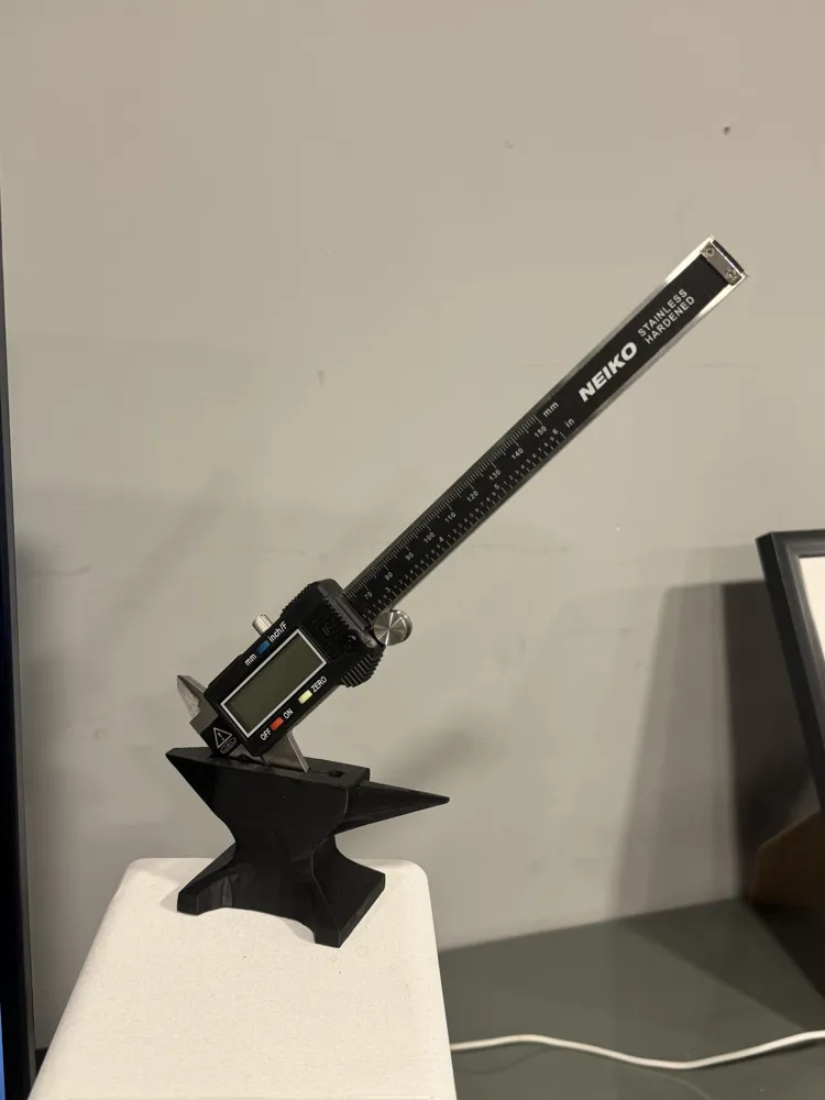 EXCALIPER: The Anvil Vernier Caliper Stand by avcrig MakerWorld ...
