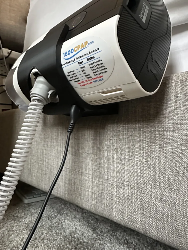 Resmed Airsense11 CPAP Bed Bracket - Free 3D Print Model - MakerWorld