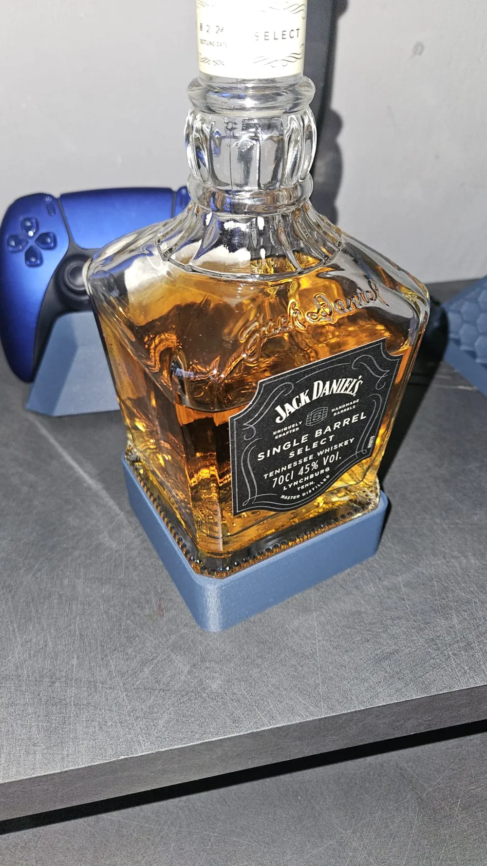 Jack Daniels Single Barrel Stand with Lighting - Free 3D Print Model ...