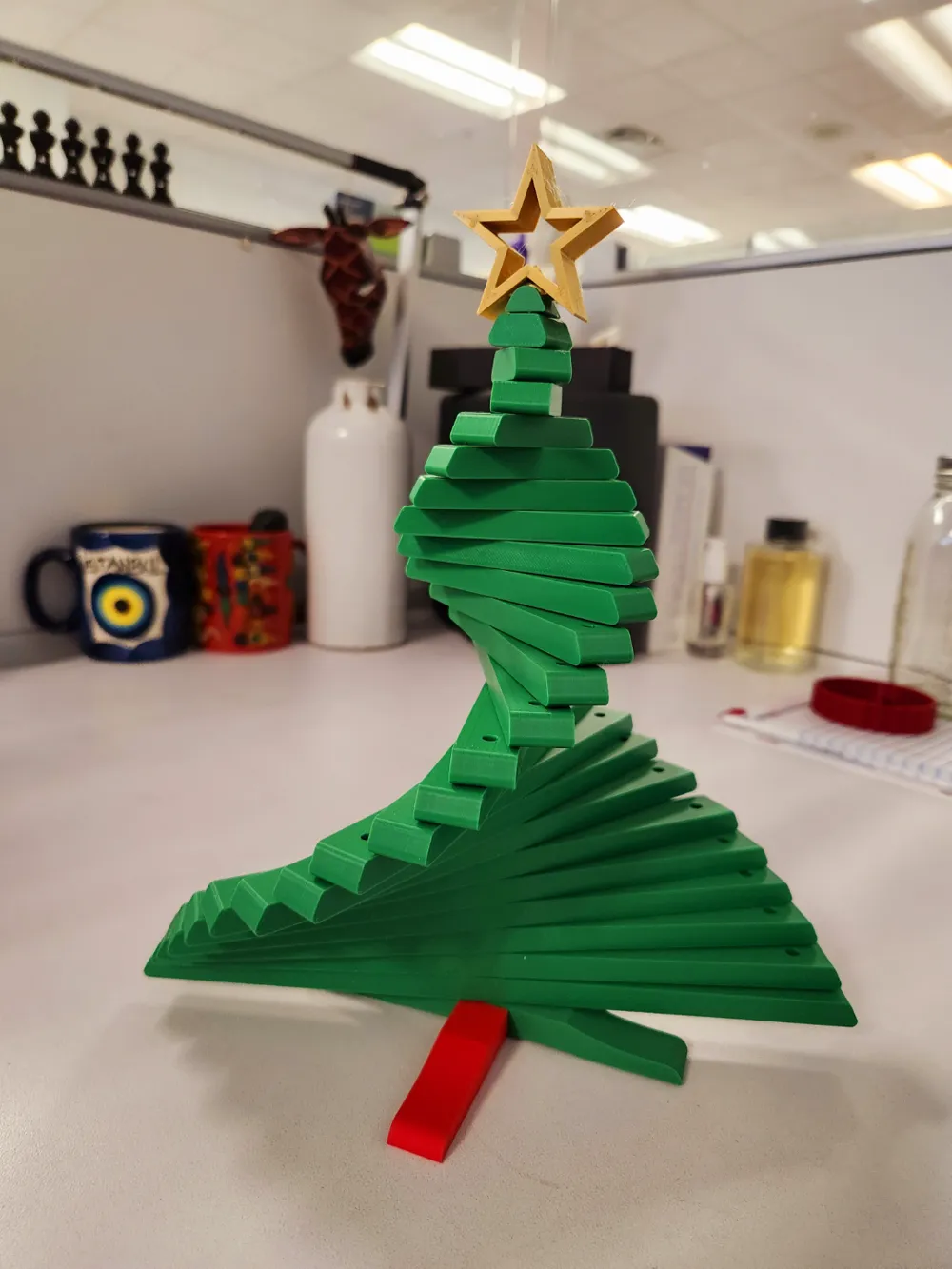 Twisted Christmas Tree by BEAMink - MakerWorld