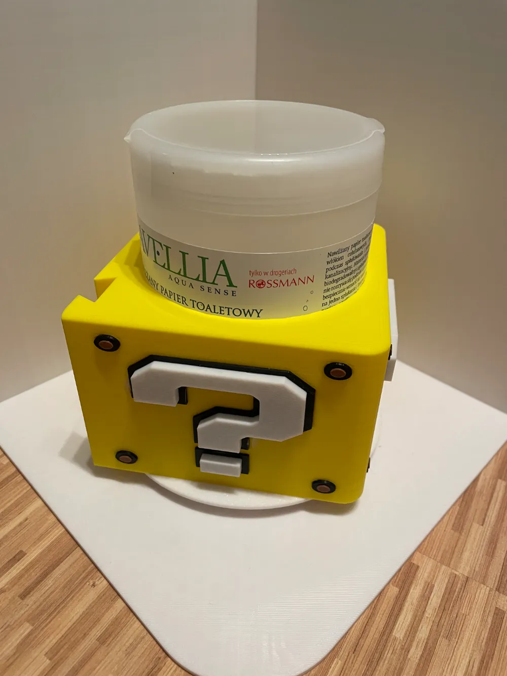 Mario block paper holder by DxM engineering - MakerWorld