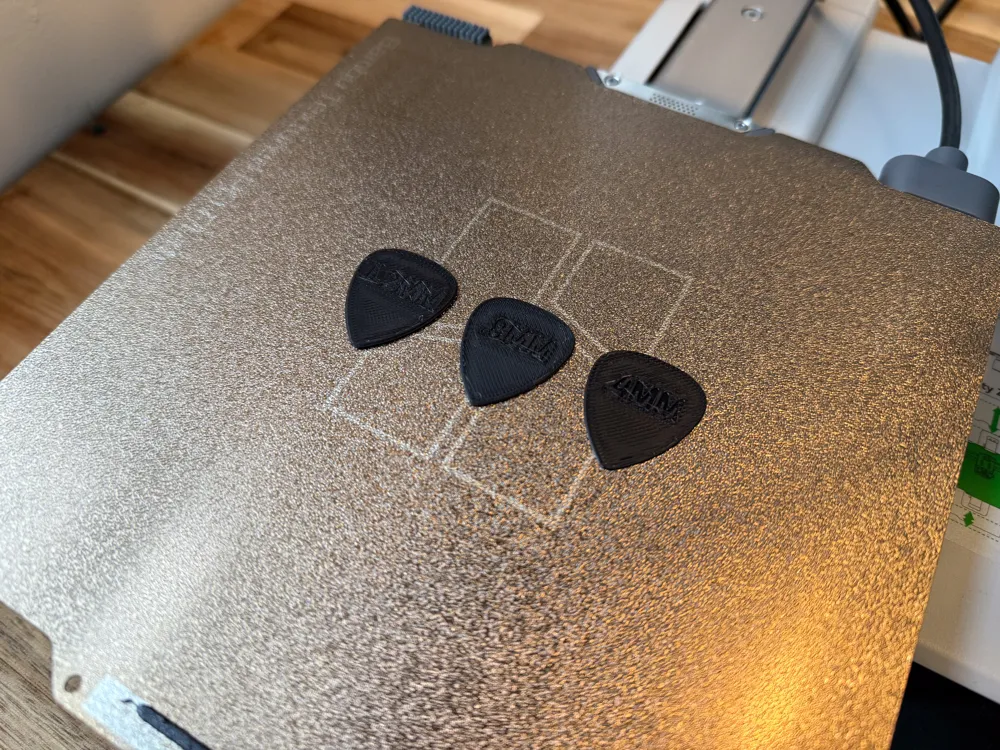 Guitar pics with varying thickness - Free 3D Print Model - MakerWorld