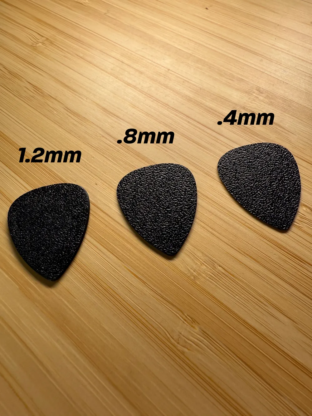Guitar pics with varying thickness - Free 3D Print Model - MakerWorld