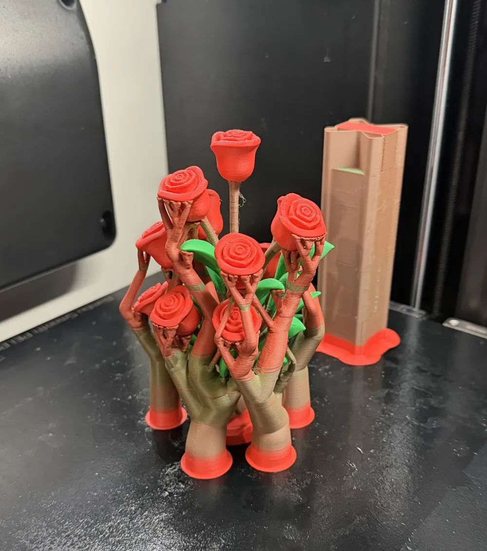 Classic Dozen Roses Bouquet - Floral Display - Free 3D Print Model ...