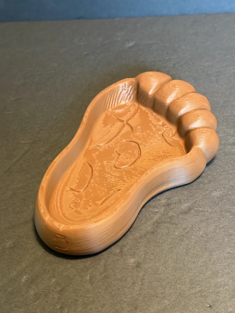 Bigfoot Desk Tray - Free 3D Print Model - MakerWorld