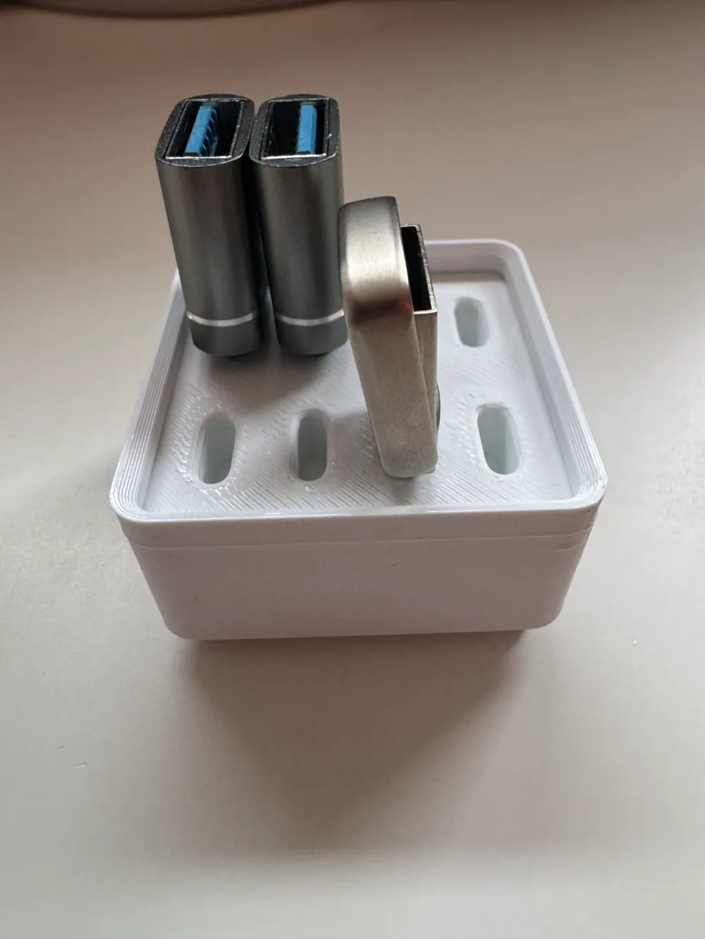 Gridfinity USB-C bin by morellid97 - MakerWorld