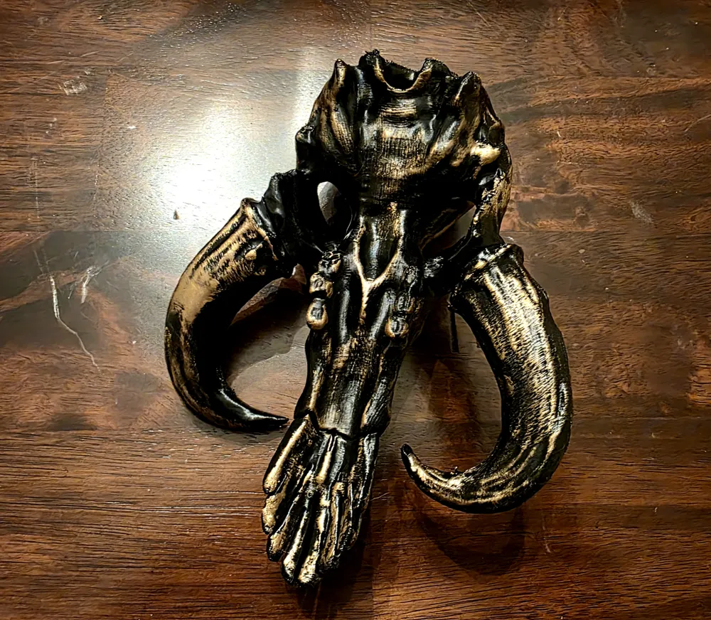 Mythosaur Skull Mandalorian - Free 3D Print Model - MakerWorld